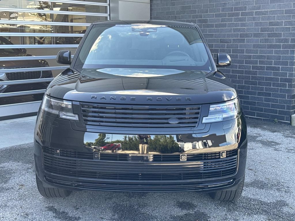2026 Land Rover Range Rover Long Wheel Base SV for Sale - Kelley Blue Book