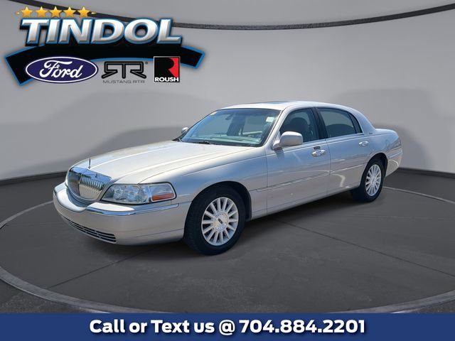 Used 2003 Lincoln Town Car Sedans for Sale - Kelley Blue Book